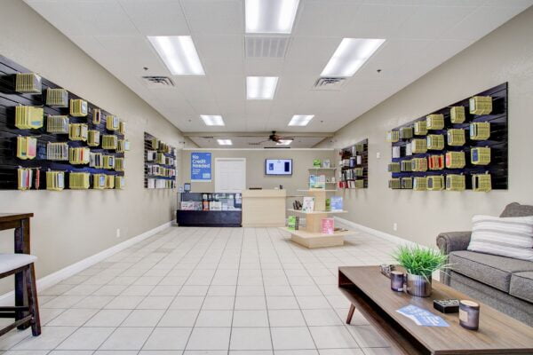 CELL PHONE STORE: CELLNOW CLOVIS,BAKERSFIELD PHONE REPAIR